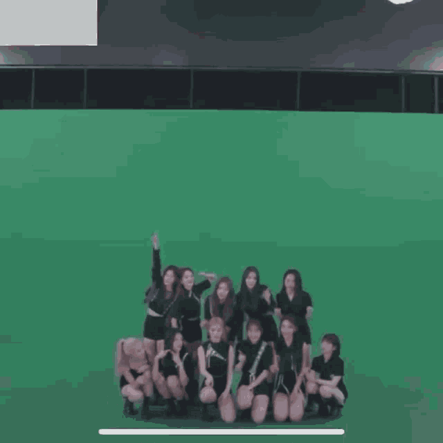 Loona Loona Kcon Loona Loona Kcon Loona Green Screen S Entdecken Und Teilen