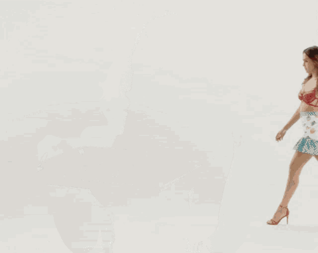 Stepford Wife GIF - Stepford Wife - Gif's ontdekken en delen Stepford Wife GIF - Stepford Wife - Gif's ontdekken en delen