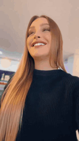 Carla Diaz Diaz Com Z GIF - Carla Diaz Diaz com Z - Discover & Share GIFs