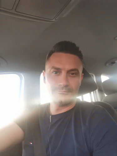 Looking GIF - Looking - Discover & Share GIFs