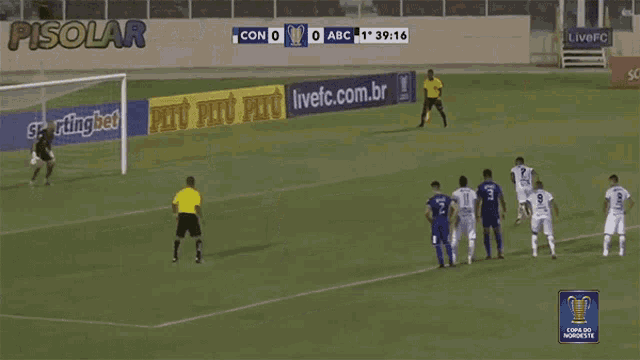 Free Kick Missed Free Kick Missed Goalkeeper Descubrir Y Compartir S