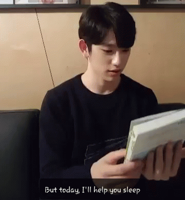Reading GIF - Reading - Descubrir y compartir GIFs